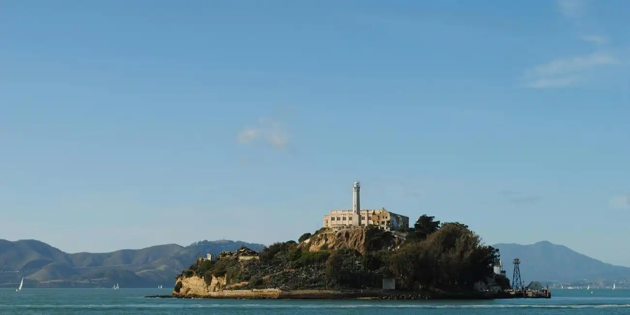 San Francisco: Alcatraz + 2-Day Hop-On Hop-Off Bus | San Francisco Tickets